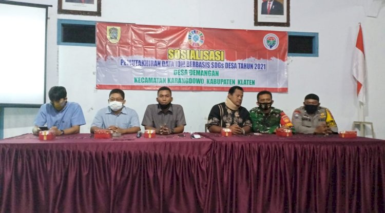 Sosialisasi Pemutakhiran Data IDM Berbasis SDGs Desa di Desa Demangan ...